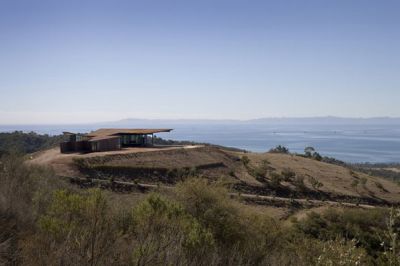 ACA.LV - Māja kanjona nogāzē